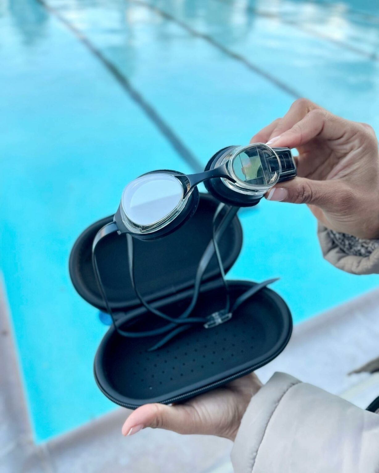 Best Smart Goggles: Form Swim vs Finis — TRIGEARLAB
